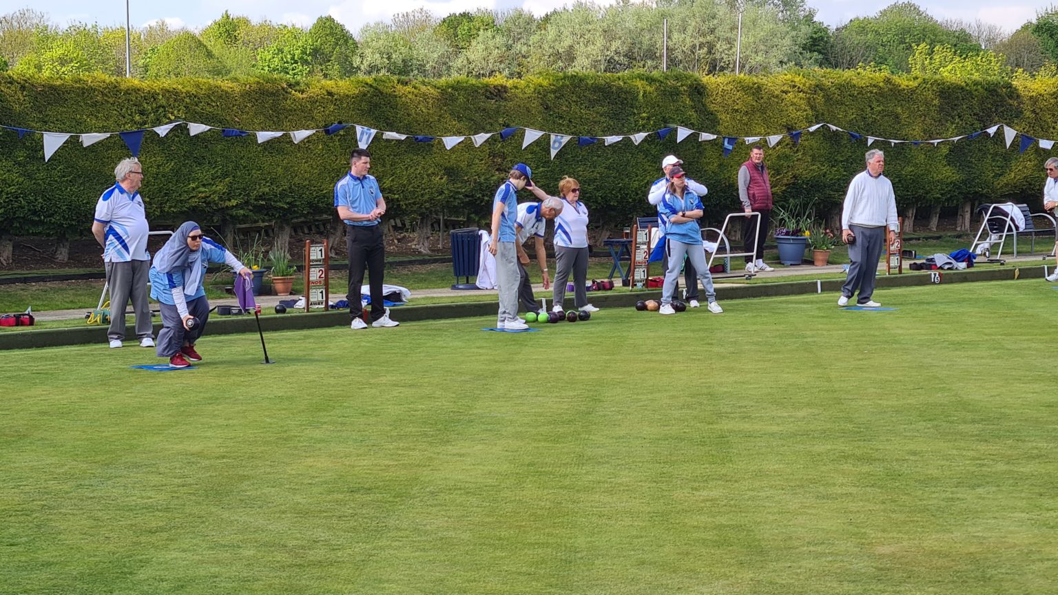 Supermarine Bowls Club - Swindon Bowling Green
